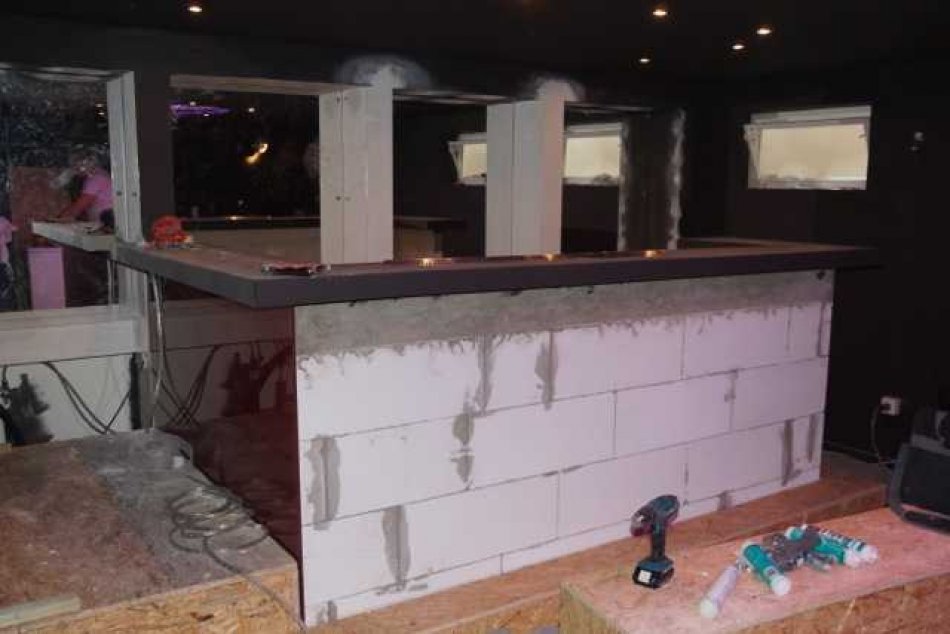 Errichtung einer Kellerbar